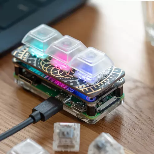 Keybow Kit (3-key) Linear (quiet) keys with Rasberry Pi Zero WH – Pi ...